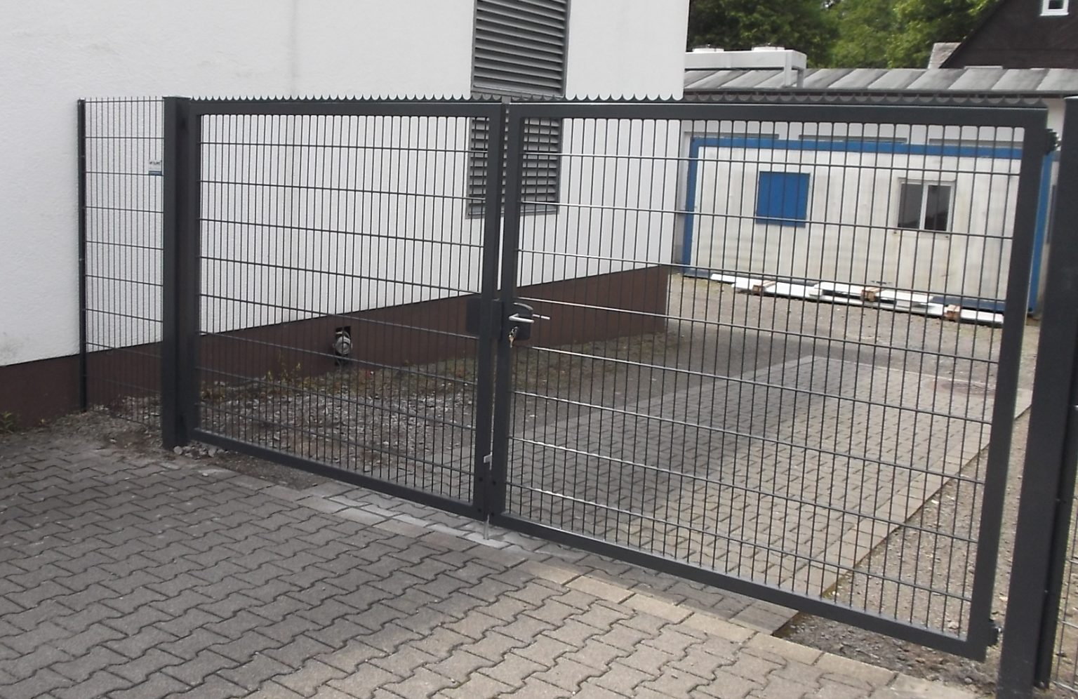 Drehtor - Herling Tortechnik und Zaunbau GmbH